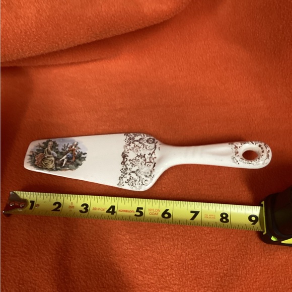 Source Unknown | Kitchen | Vintage Ceramic Cake Server | Poshmark
